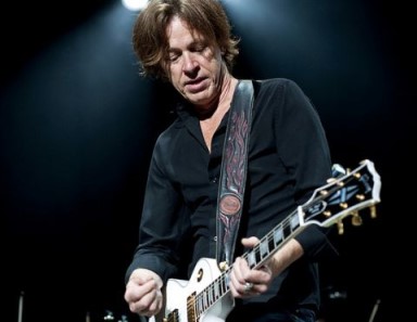 Dominic Miller - Sting gitárosa - GitarPengeto.hu